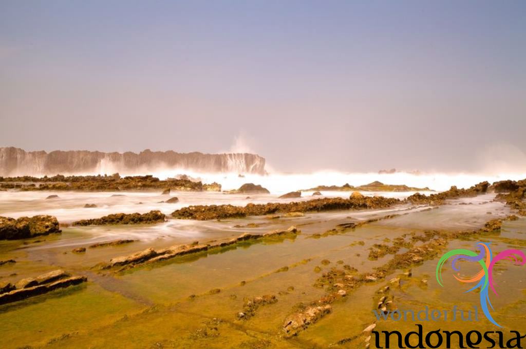 Bantam - Banten - West Java Tourism - Photo Gallery - sawarna beach ...