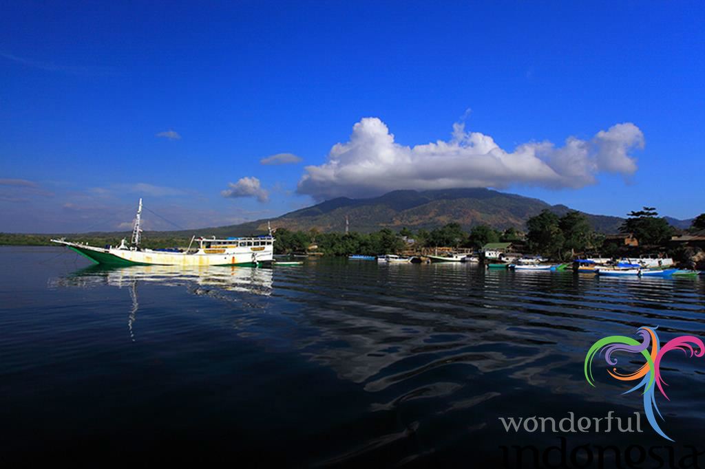 East Lesser Sunda - East Nusa Tenggara Tourism - Photo Gallery ...