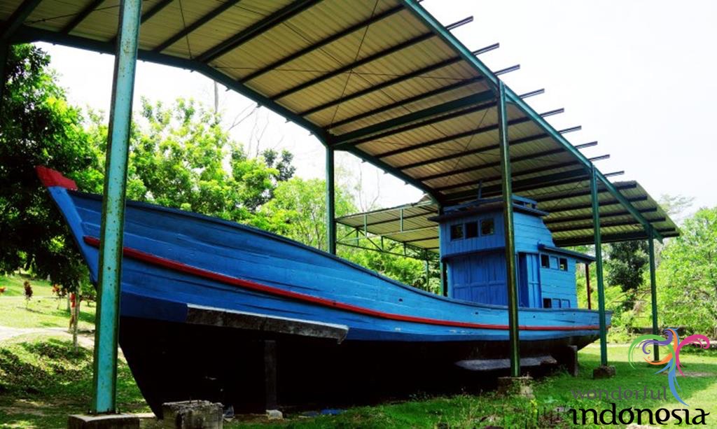 Voyage à Batam - Bintan - Anambas - Natuna - Karimun Île. Riau Archipel ...