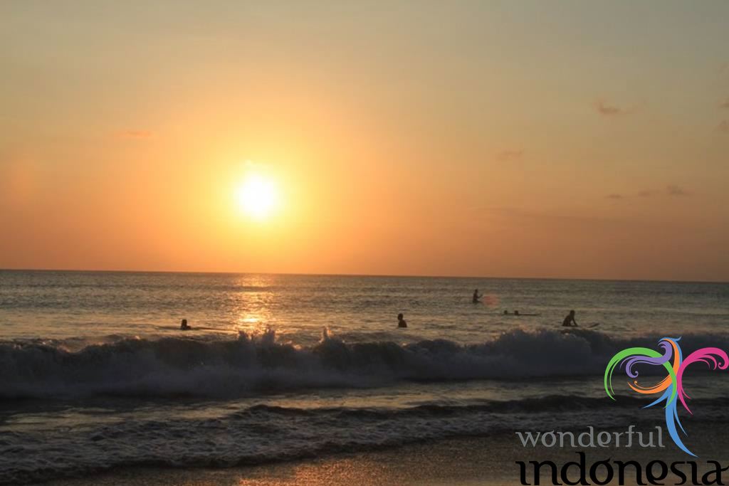 BALI INDONESIA Tourism - Photo Gallery - sunset kuta beach bali 1
