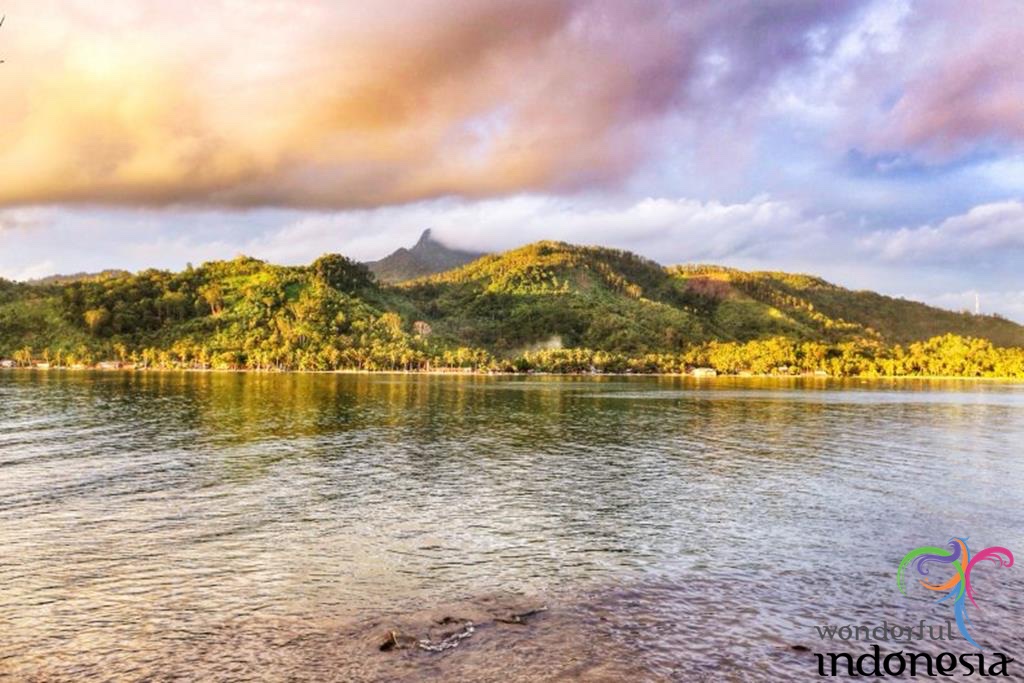 Lampung Tourism - Photo Gallery - kiluan bay tanggamus lampung 11