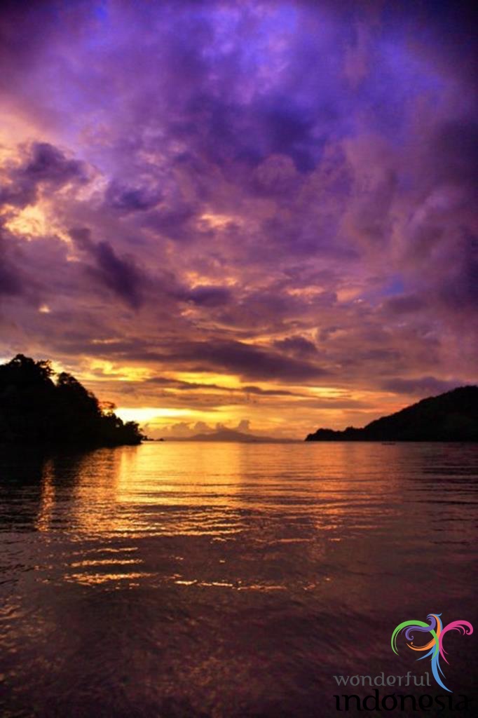 Lampung Tourism - Photo Gallery - kiluan bay tanggamus lampung 8
