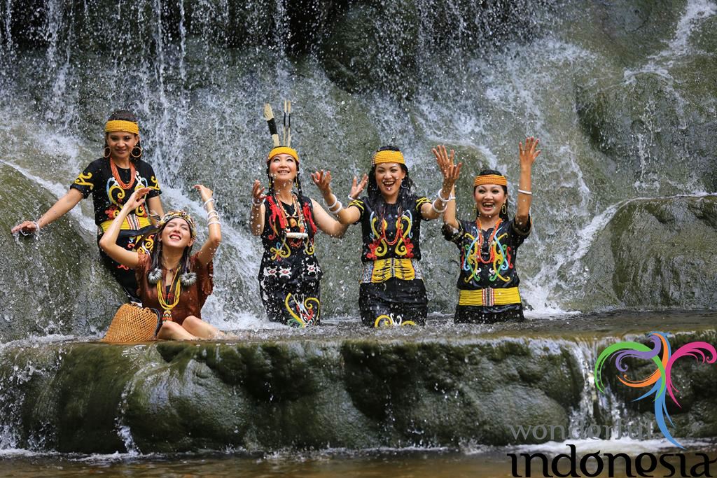 North Kalimantan Tourism - Photo Gallery - kayan mentarang national ...