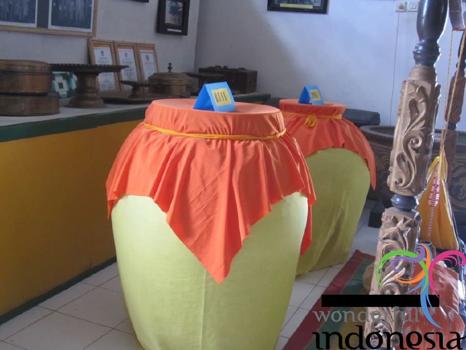 North Kalimantan Tourism - Photo Gallery - museum kesultanan bulungan ...