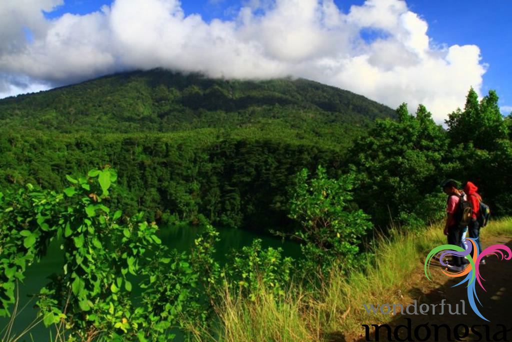 North Moluccas - North Maluku Tourism - Photo Gallery - tolire lake ...