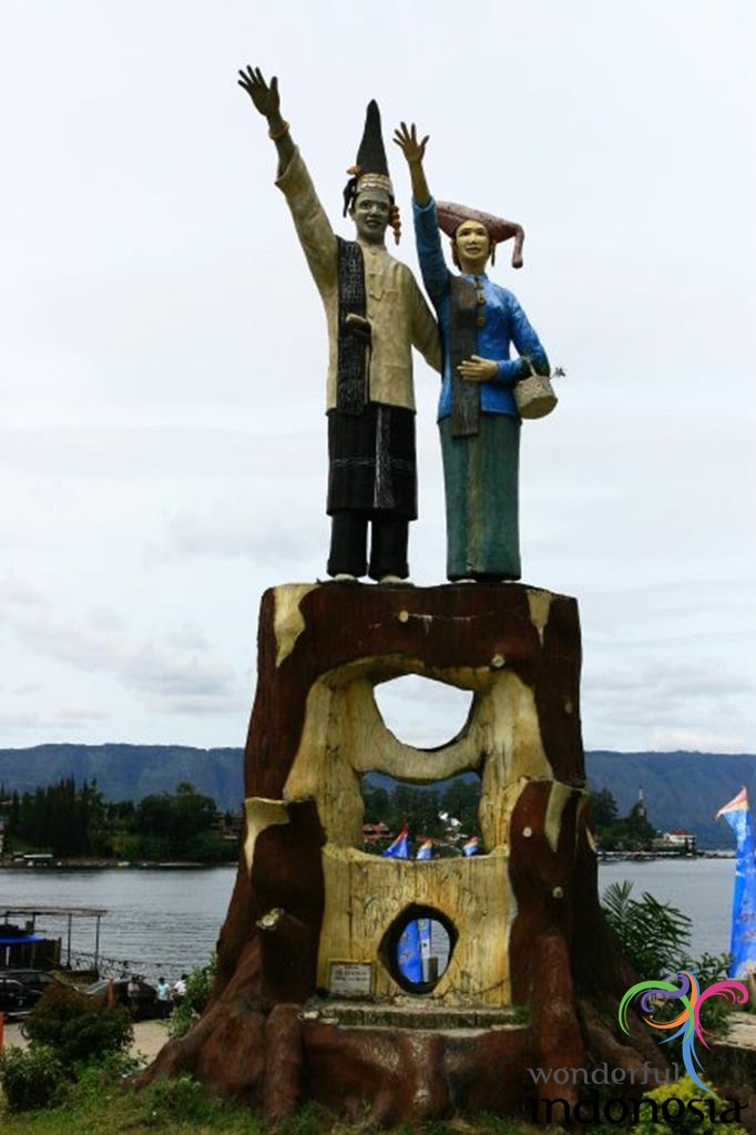 North Sumatra Tourism - Photo Gallery - toba lake north sumatra 3