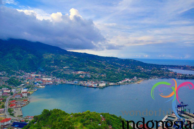 Papua Tourism - Photo Gallery - sentani lake papua 2