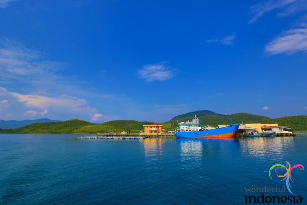 Travel to Batam - Bintan - Anambas - Natuna - Karimun Island. Riau ...