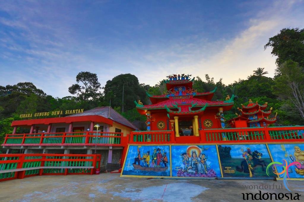 Travel to Batam - Bintan - Anambas - Natuna - Karimun Island. Riau ...