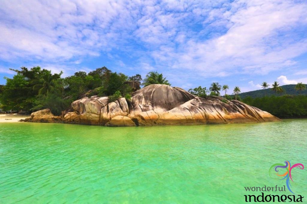 Travel to Batam - Bintan - Anambas - Natuna - Karimun Island. Riau ...