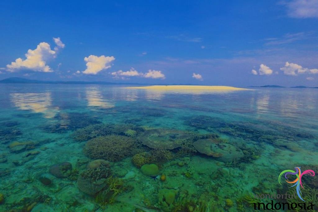 Travel to Batam - Bintan - Anambas - Natuna - Karimun Island. Riau ...