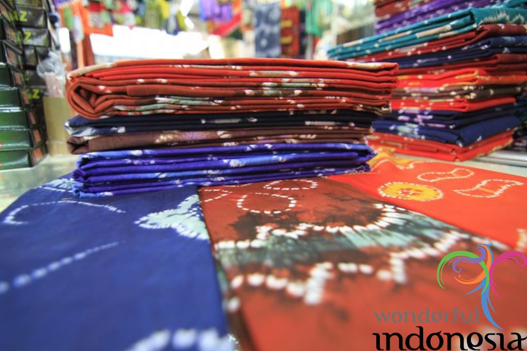 South Kalimantan - South Borneo Tourism - Photo Gallery - fabric ...
