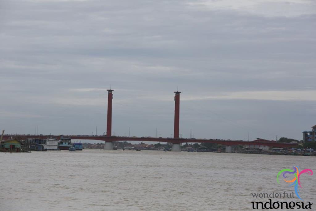 South Sumatra Tourism - Photo Gallery - ampera bridge palembang south ...
