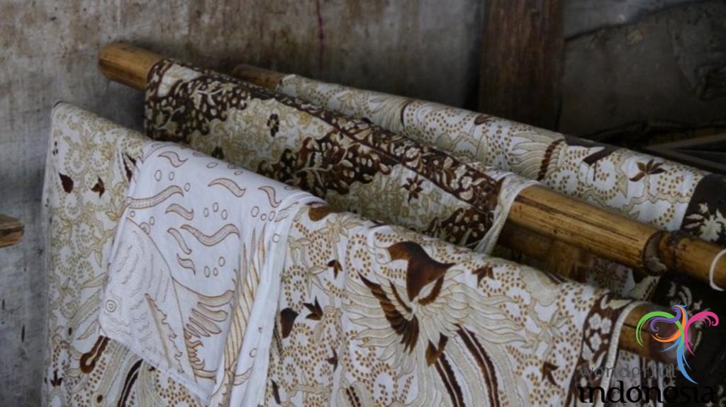 West Java Tourism - Photo Gallery - batik trusmi cirebon west java 7
