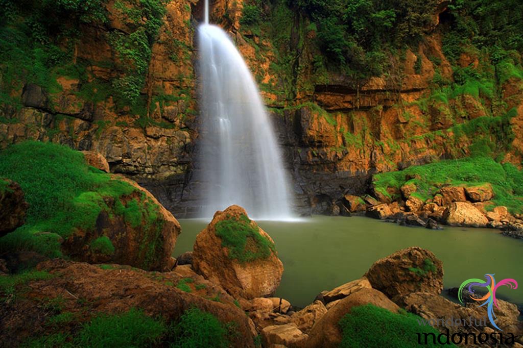 West Java Tourism - Photo Gallery - curug cimarinjung sukabumi west java 2