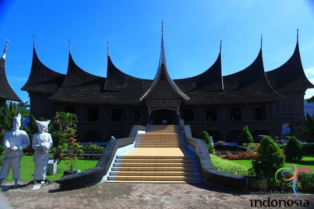 West Sumatra Tourism - Photo Gallery - museum adityawarman padang west ...