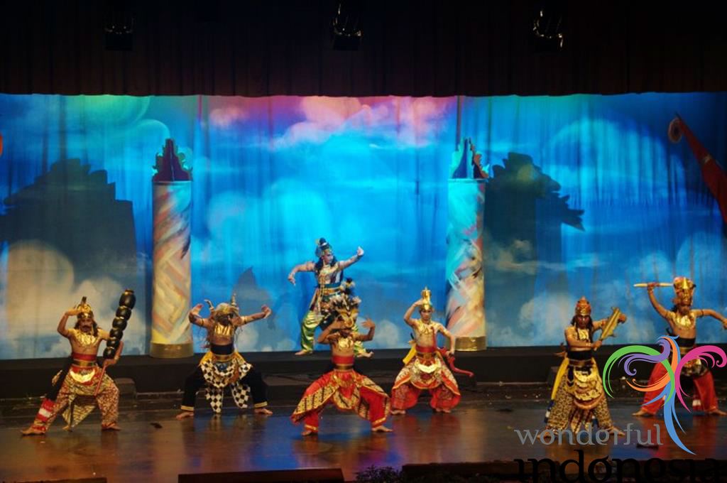 Yogyakarta Tourism - Photo Gallery - sendratari ramayana yogyakarta ...